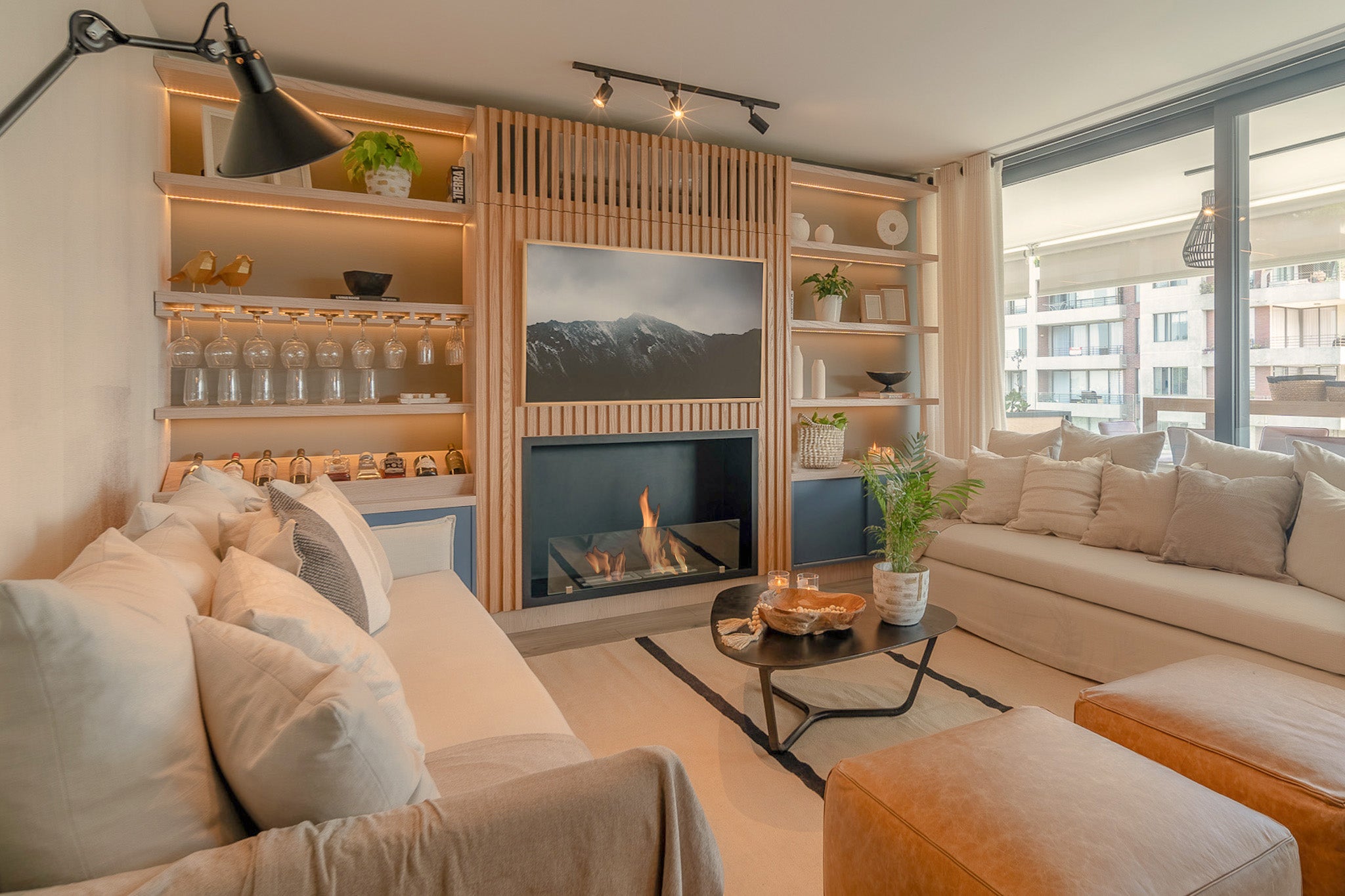 Victor Rae – Antico Studio